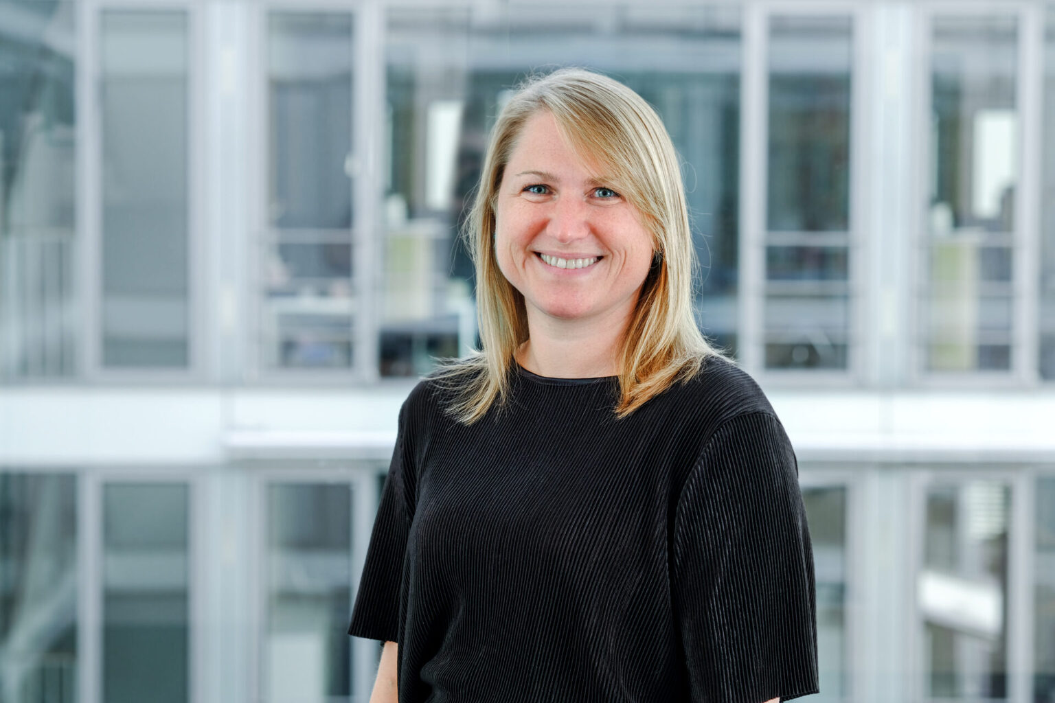 Kontakt - IW JUNIOR gGmbH